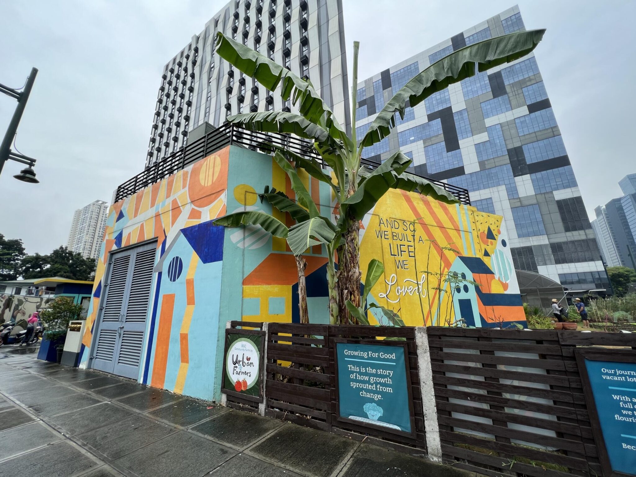 BGC Mural Walk – Wandering Teresa