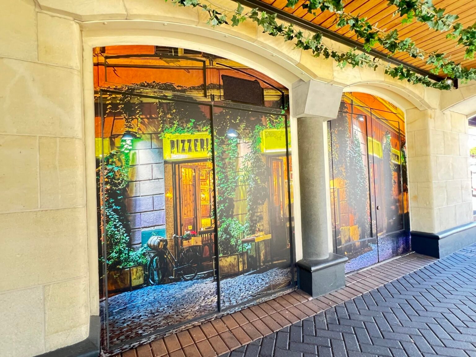 Pizzeria Doors – Wandering Teresa
