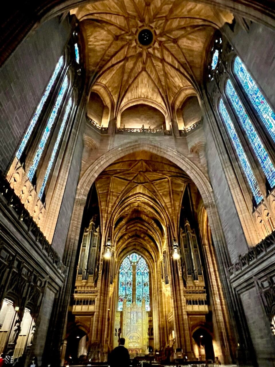 Leading Lines & Churches – Wandering Teresa