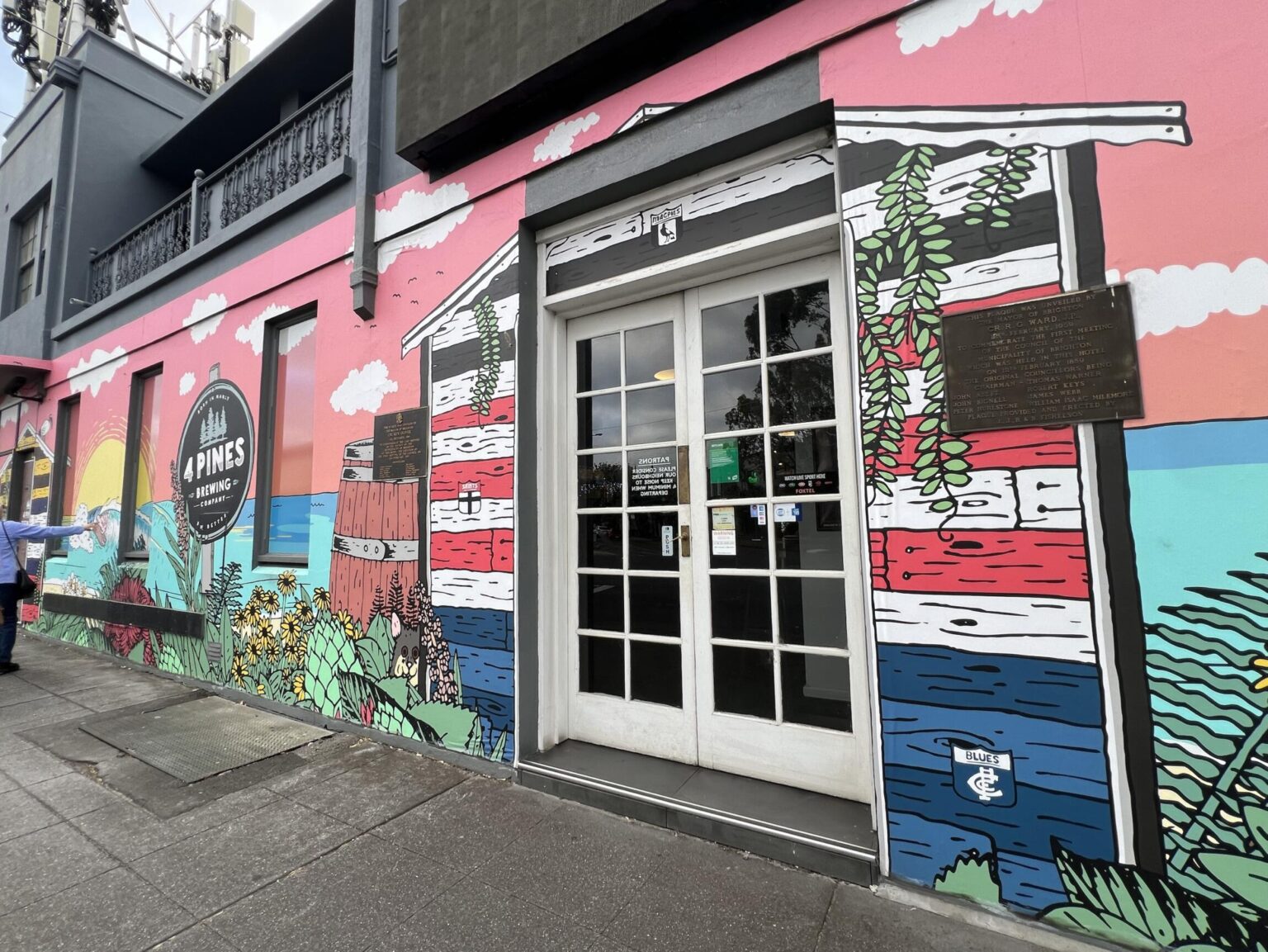 Windows & Murals – Wandering Teresa